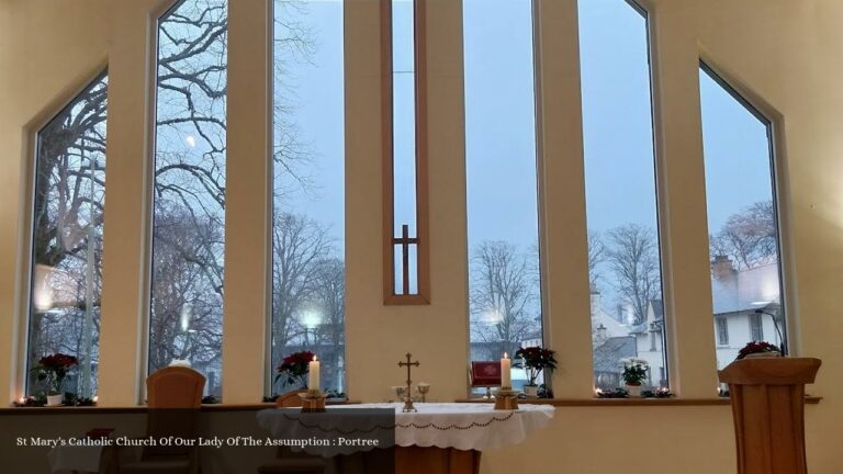 St Mary's Catholic Church Of Our Lady Of The Assumption : Portree ...